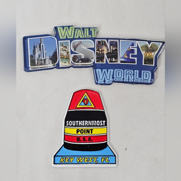 Wall Decor | 2 Magnets Walt Disney World Landmark Photos Resin Key West ...